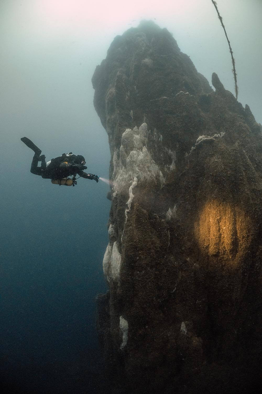Scuba diving Iceland's Tears of the Gods - DIVE Magazine