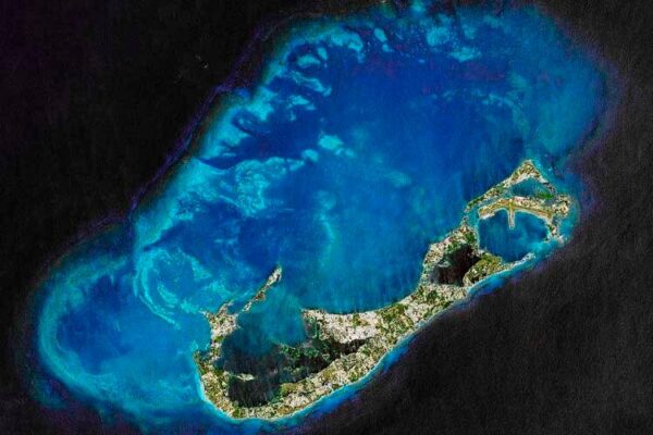 Spooky Bermuda wreck diving - DIVE Magazine