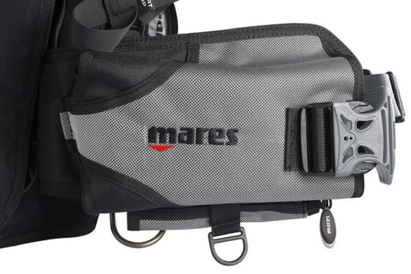 The best travel BCDs for 2023 - DIVE Magazine