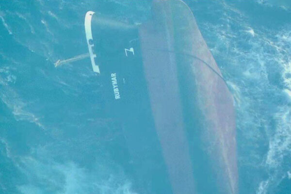 Houthi rebels sink phosphate-laden bulk carrier MV Rubymar in Red Sea ...